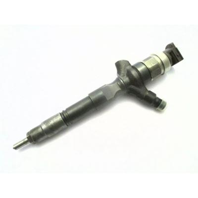 China Original And OEM 095000-5890/095000-5891 Fuel Injector for Toyota Land Cruiser 1KD-FTV Engine for sale