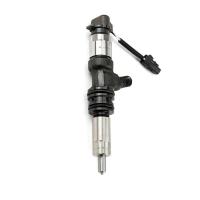 China OEM Fuel Injector 095000-0204 ME302565 ME132934 for Mitsubishi FH/FK/FM6M60T Engine for sale