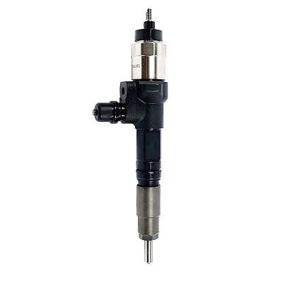 China Original And OEM 095000-9690 1J500-53051 Fuel Injector for Kubota V3800 V3800T Engine for sale