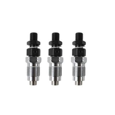 China Original And OEM 16082-53900 16082-53903 Fuel Injector for Kubota Engine D1403 for sale