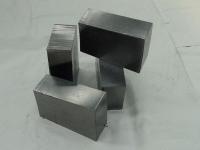 China Strong Corrosion Resistance Carbon Brick with 3-7% Apparent Porosity and SiC Content % for sale