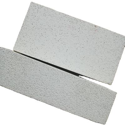 China Mullite Lightweight Bricks The Ultimate Solution for Industrial Furnace Construction for sale