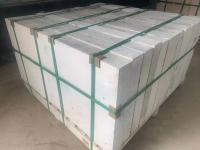 China CrO Content % 0.2-0.3% CASTABLE Refractory Brick for Glass Furnace for sale