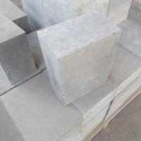 China Alumina Block Phosphate Bonded High Alumina Brick with Fe2O3 Content of ≤2.0% for sale