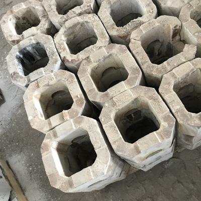China Little Al2O3 Content 92% Magnesia Bricks for 1800 Degree Steel Making Furnace Series for sale