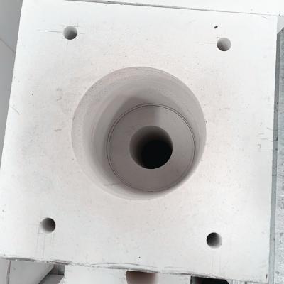 China Colored Glass Kiln Plunger Feeder with 0.3-1% CaO Content from Huachen Refractory for sale