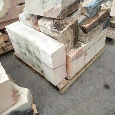 China SiC Content % 1.2-1.4% AZS Refractory Brick for Glass Kiln Furnace Canal Block Sale for sale