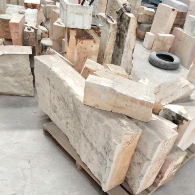 China Glass Kiln Azs Brick Bulk Density 3.7 g/cm3 Commercial Sintered Zirconia Corundum Brick for sale
