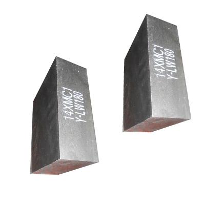 China Good Thermal Stability Magnesia Chrome Brick for Cement Rotary Kiln in Steel Plant for sale