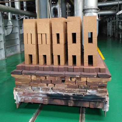 China 1.5% CaO Content Magnesia Magnesium-Aluminum Spinel Bricks for Cement Kilns Top Choice for sale