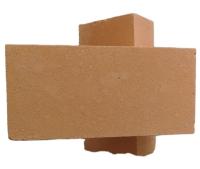 China 30%-48% Apparent Porosity Fire Clay Insulation Brick for Thermal Insulation in Henan Kiln for sale