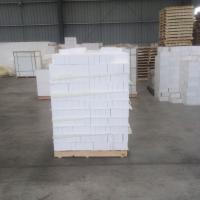 China 1750-1800 Degree Celsius Working Temperature Alumina Bubble Brick for Muffle Furnace for sale