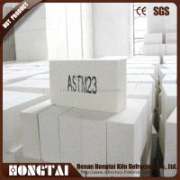 China Bulk Density of ≤0.5-1.3g/cm3 JM26 Mullite Insulating Brick for White Color Furnace Lining for sale