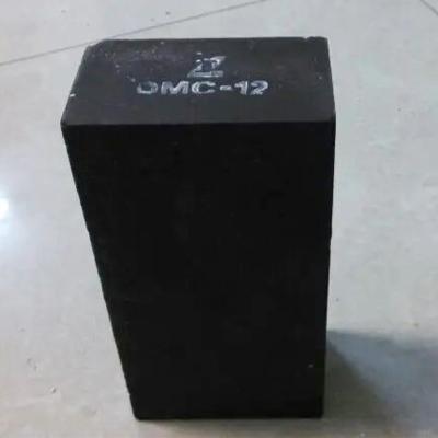 China Al2O3 Content Below 25% Fused Clinker Magnesium Chrome Brick for Cement Rotary Kiln for sale