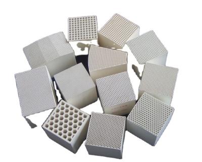 China Honeycomb Ceramic Plate Thermal Regenerator with High Alumina Bauxite Raw Material for sale