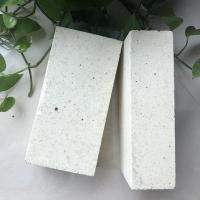 China Al2o3 SK34 Fire Clay Brick Perfect for Fireplaces in White Fire Resistance Place for sale