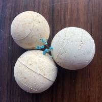 China Alumina Cement Ceramic Balls Bubble Ground Fine Alumina Ball Stone with 1.2% MgO Content for sale