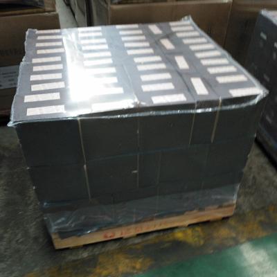 China 30-50 Cold Crush Strength Magnesia Carbon Refractory Fire Bricks for Steel Furnace for sale