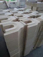 China Outstanding Thermal Shock Resistance Fused Silica Brick for Glass Kiln for sale