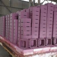 China 80% Al2O3 Content Chrome Corundum Refractory for High Resistance to Mechanical Stress for sale