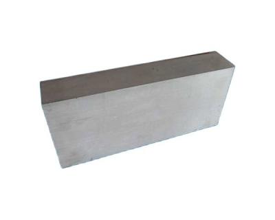 China Highly Durable Zirconium Refractory Bricks for Welding and Heat-Resistant Applications for sale