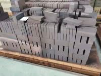 China Electric Furnace Magnesia Chrome Bricks with and Cold Crushing Strength of 55-90 Mpa for sale