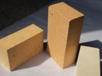 China Gold Smelting Furnace Magnesia Brick with Common Refractoriness and 12% CrO Content for sale