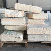 China Refractoriness Degree 1770° Refractoriness 2000° Recycled Waste AZS Grog Scrap Leading Production for sale
