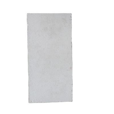 China Highly Wear-resistant Corundum Slag Line Bricks Converter Slag Line Anti-wear for sale