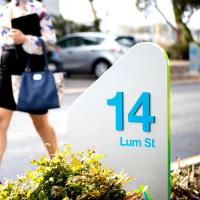 China Airport Custom Wayfinding Signage Professional Exterior Directory Signs for sale