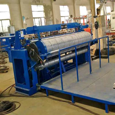 China 100m Length Fence Mesh Machine Hollow Wall Reinforcement 120times/Min for sale