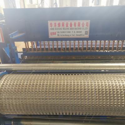 China CE Automatic Bird Cage 12.7mm Fence Mesh Welding Machine for sale