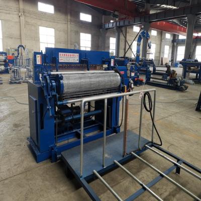 China Full Automatic Seven Feet 415v Wire Mesh Welding Machine for sale