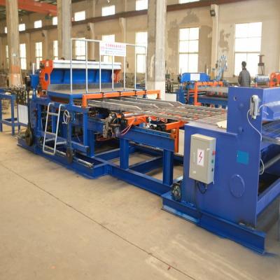 China Synchronous 380v Diamond Mesh Wire Making Machine 70times/Min Galvanized Wire for sale