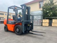China 1.5T-3.5T Diesel Counterbalance Forklift 3m-6.5m Mast Lift Truck for sale