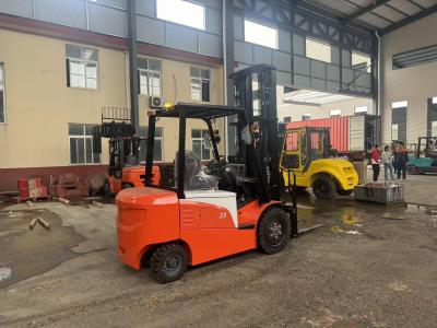 China Customized 3T Electric Forklift CPD25 Lead Acid Battery Forklift for sale