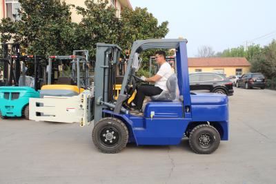 China Counterbalance Diesel Forklift 2.5 Ton CPCD25 ISUZU Engine Solid Tyre Warehouse for sale