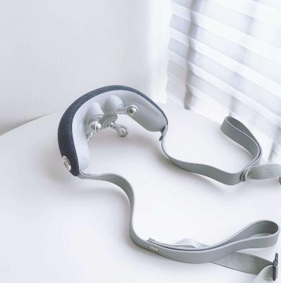 China 15W Electric Human-Hand Kneading Neck Shoulder Massager with Heat and Portable Design for sale