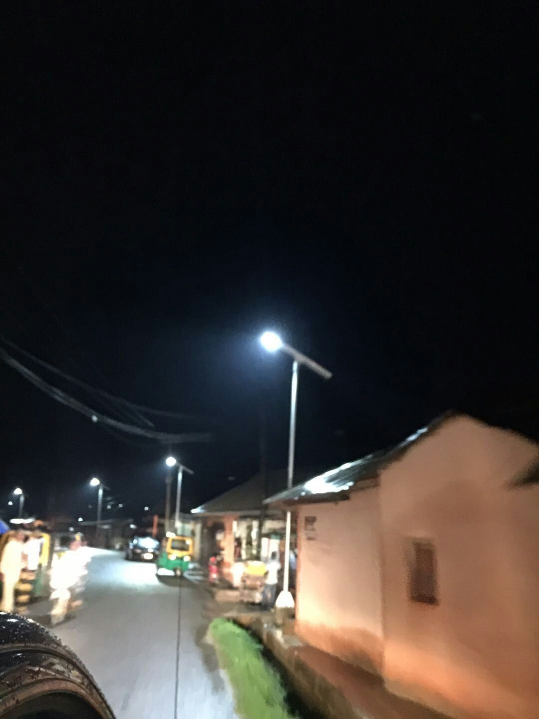 NOMO SOLAR STREET LIGHTS ALL IN ONE INTEGRATED