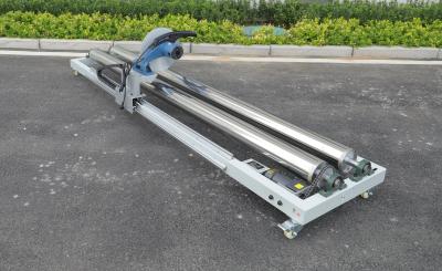 China 3m Length Semi-automatic Roll Cutting Machine For Flex Banner , sticker Roll for sale
