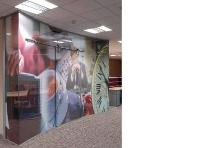 China Seamless 80micron Self Adhesive Transparent Vinyl High Gloss For Glass for sale