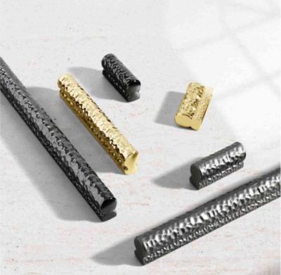 China Luxury Brass Gold Knurled Kitchen Cabinet Drawer Pull Handle 200mm 320mm for sale