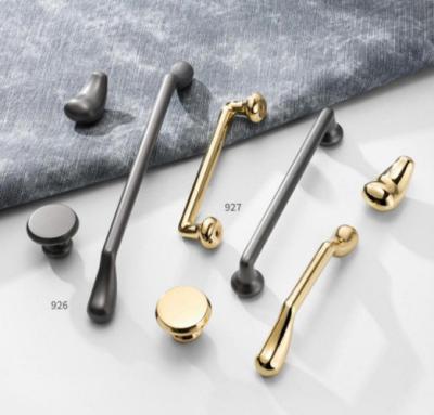 China Various Thicknesses Stainless Steel Handle Set Processed with Zinc Alloy for sale