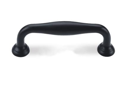 China Zinc Alloy Kitchen Cabinet Drawer Handle Modern Design GP Plating 128mm Hole Center for sale