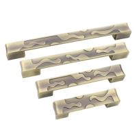 China Aluminium CPL Wrapped Door Pull Handle 0.5 inch Thick Modern Design for Office Entrance for sale
