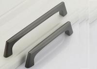 China Drawer Wardrobe Hardware Pull Handles European Type Cabinet Door Handles for sale