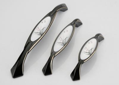 China European Cabinet Bedside Hardware Pull Handles With Long - Term Warranty for sale
