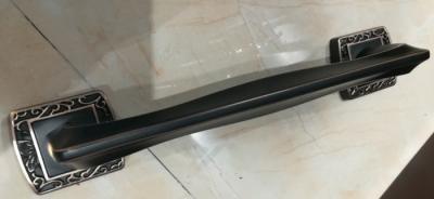 China Kitchen Decorative Drawer Pulls 30-60mm High Ageing Resistance for Glass Cabinet Doors for sale