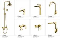 China Luxury Golden Brass Bathroom Basin Faucet Single Hole Mount 18L/Min Flow 500K Cycles for sale