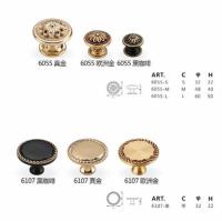 China Brass Cabinet Handle Pull Hammer Pattern Wardrobe Knob 96mm Hole Center for sale